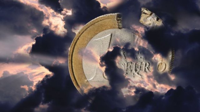 Qimmah russo pussy leak dark, long hair with a pretty face